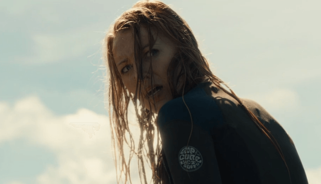 THE SHALLOWS - Behind The Lens Online