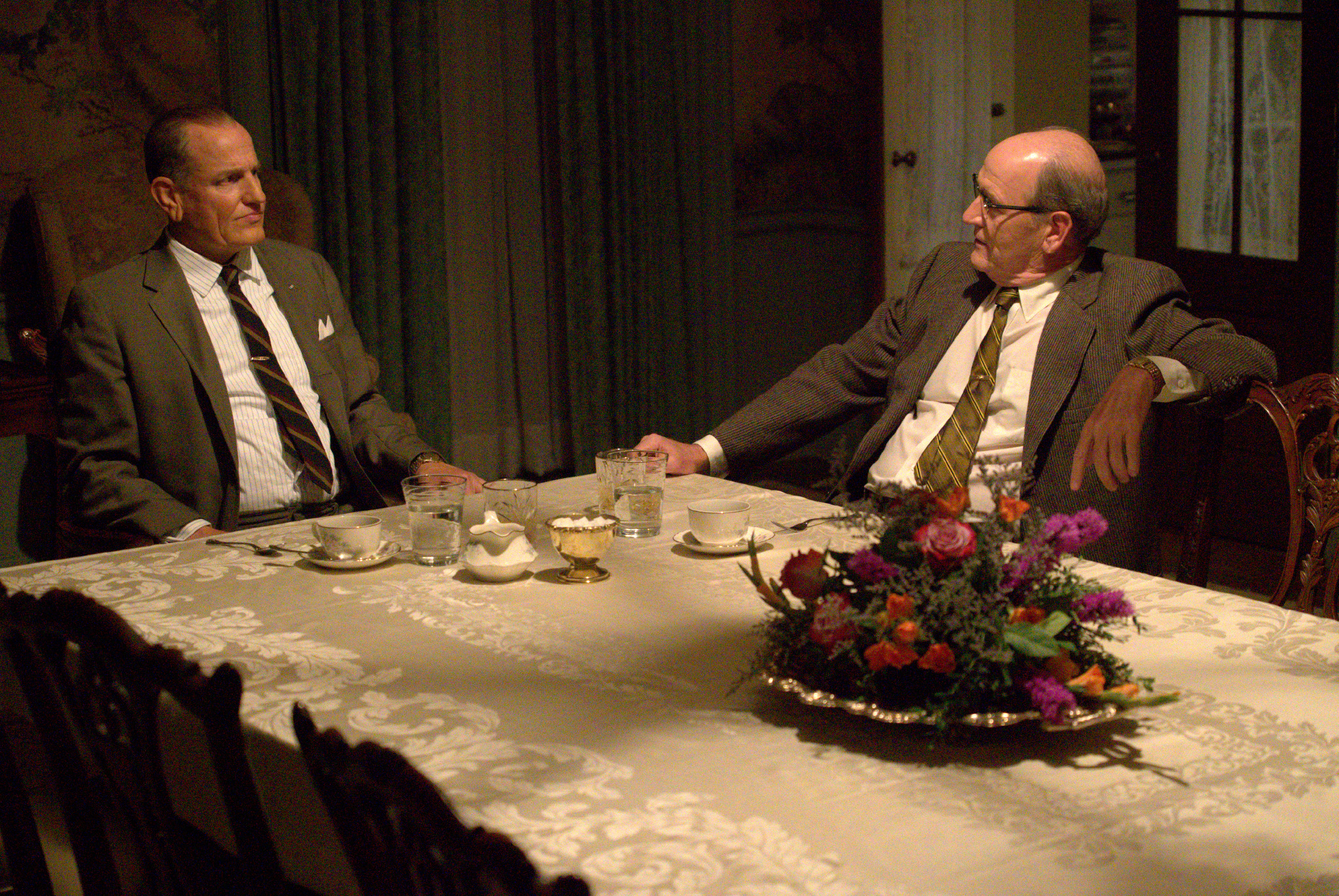 LBJ - Behind The Lens Online
