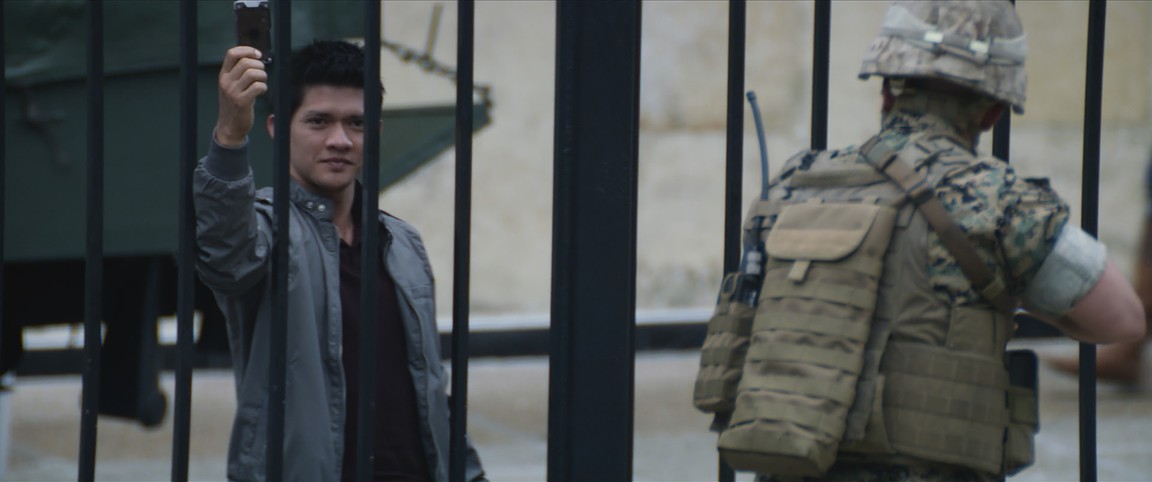 MILE 22 - Behind The Lens Online